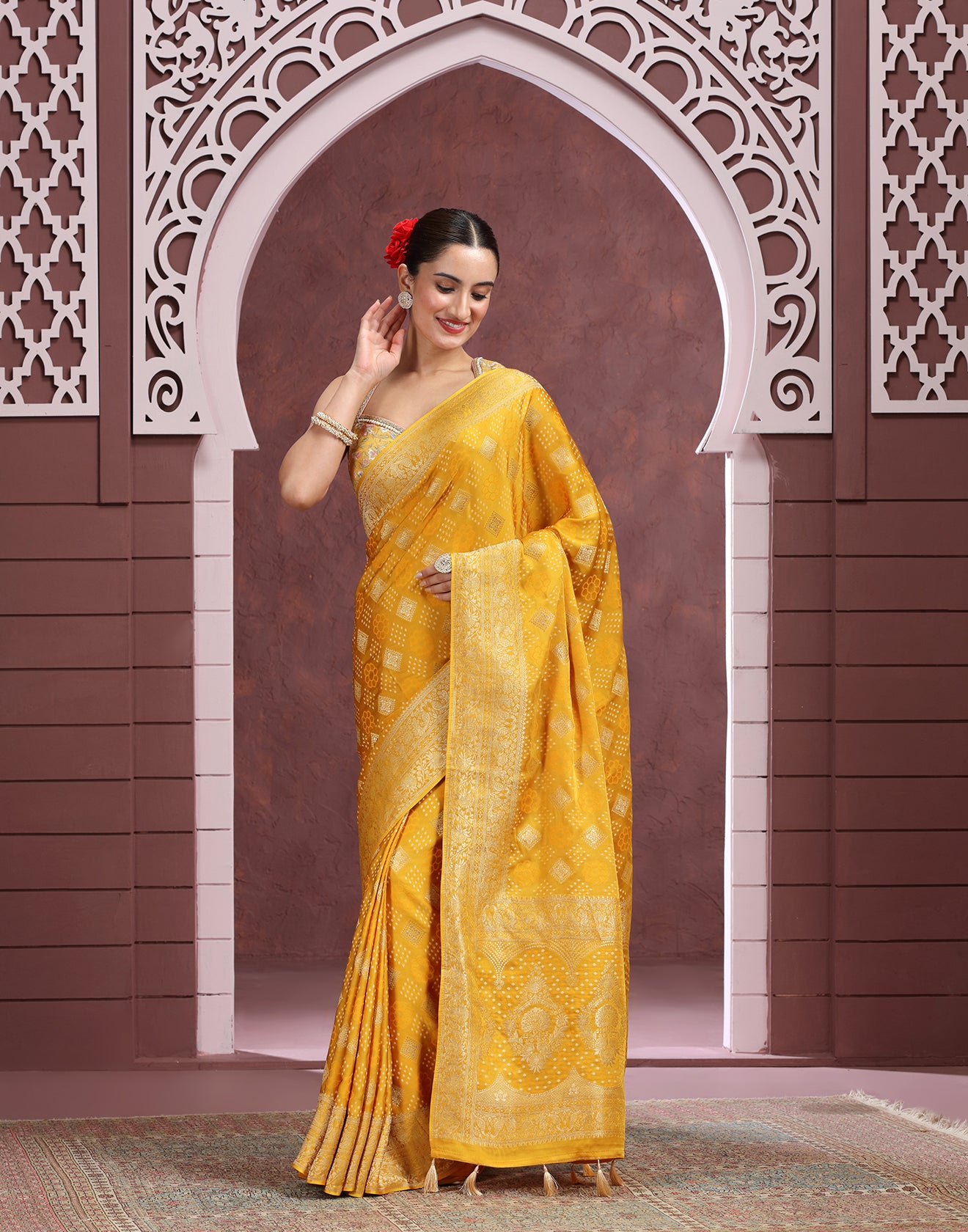 Gendaa Phool Festive Bandhej Saree – Roopkala Global